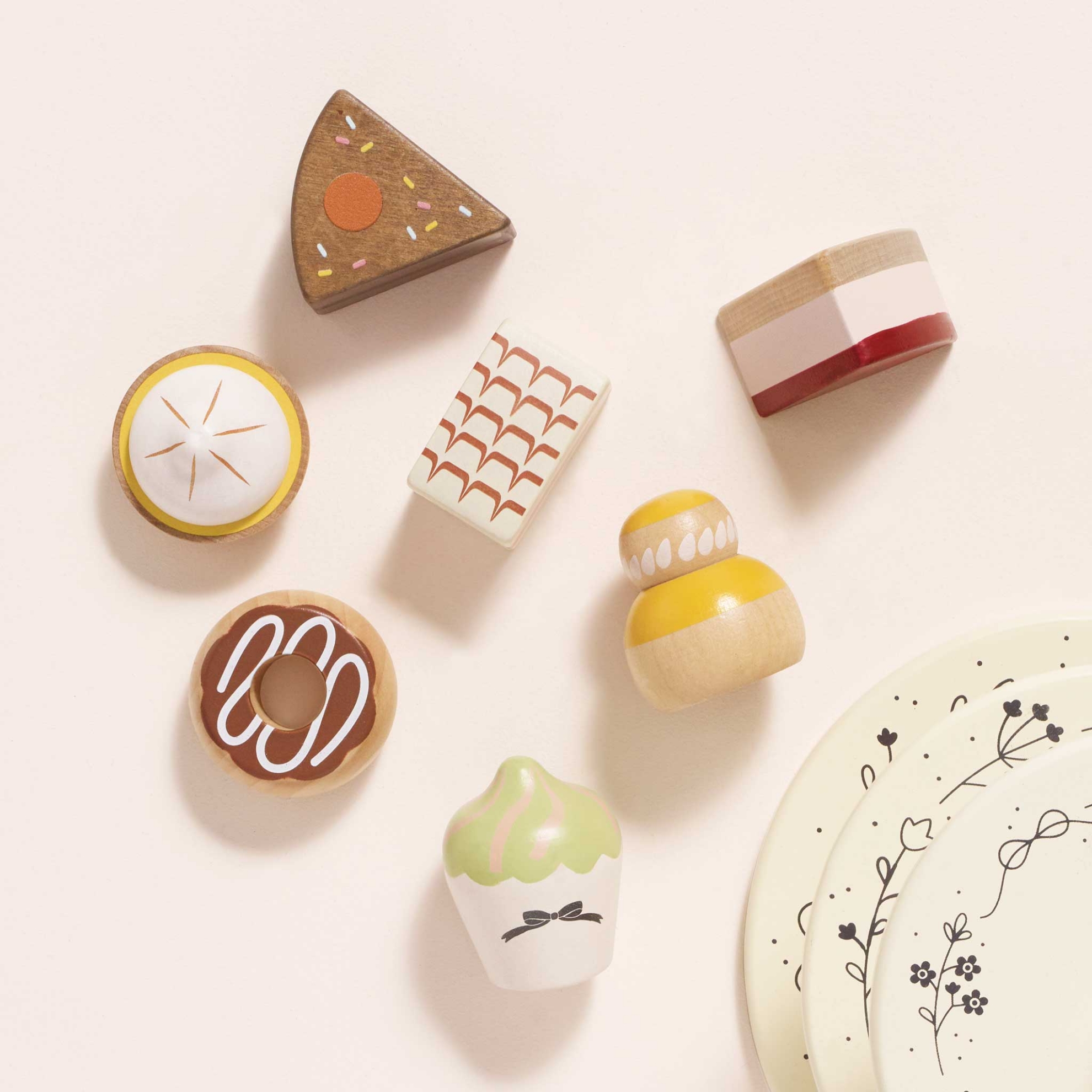 Drveni stalak za kolače | mae.hr